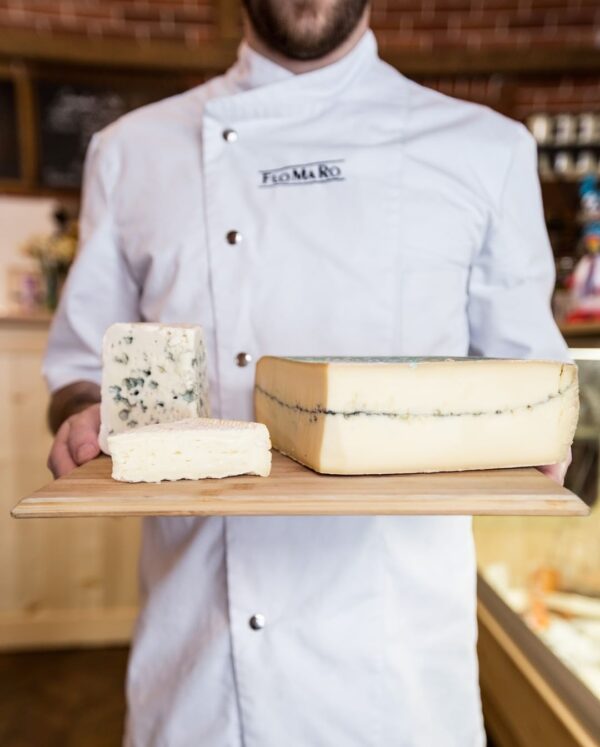 Ser francuski Morbier AOP | Z dodatkiem popiołu drzewnego - Ser z popiołem