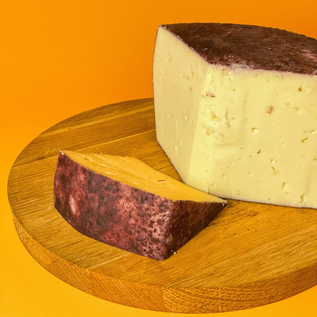 Włoski ser Ubriaco DOP kąpany w winie | Dostawa 24 h